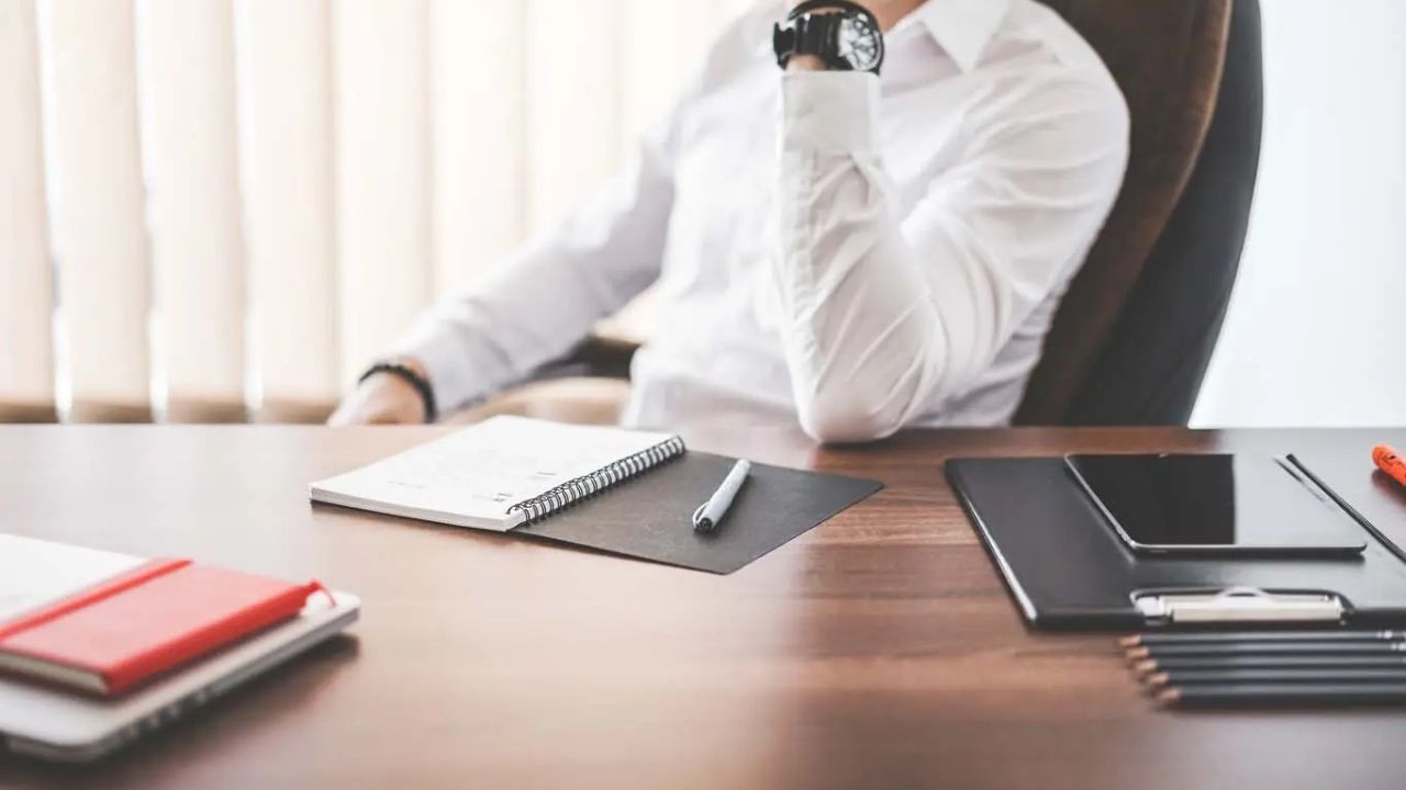 COCC là gì? 3 lời khuyên về cách ứng xử khôn khéo với COCC chốn công sở