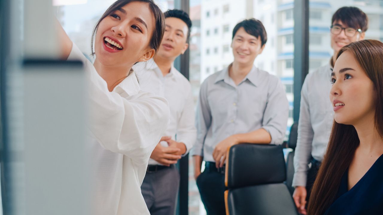 Supervisor là gì? 7 kỹ năng và phẩm chất cần thiết để trở thành supervisor